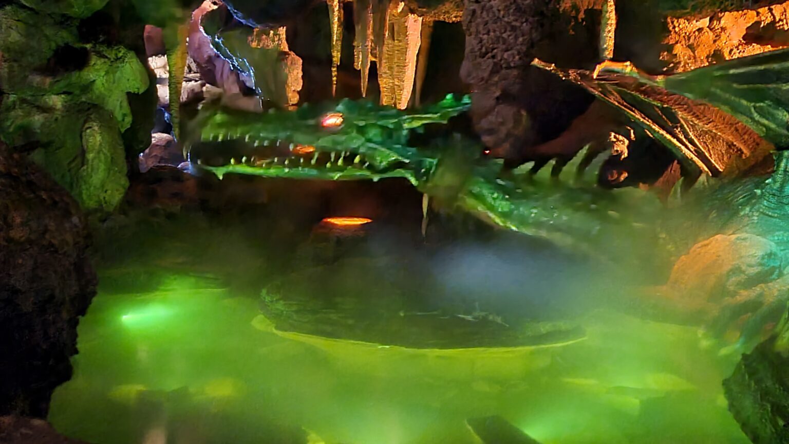 The Disneyland Paris Dragon: A Hidden Attraction (2025)