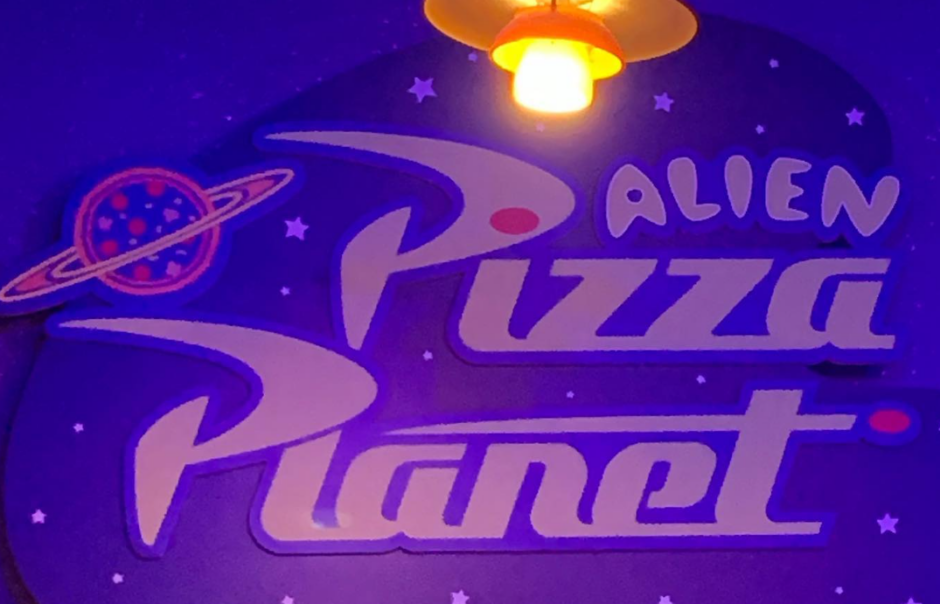 Disneyland Macarons: The Flavors You NEED to Try