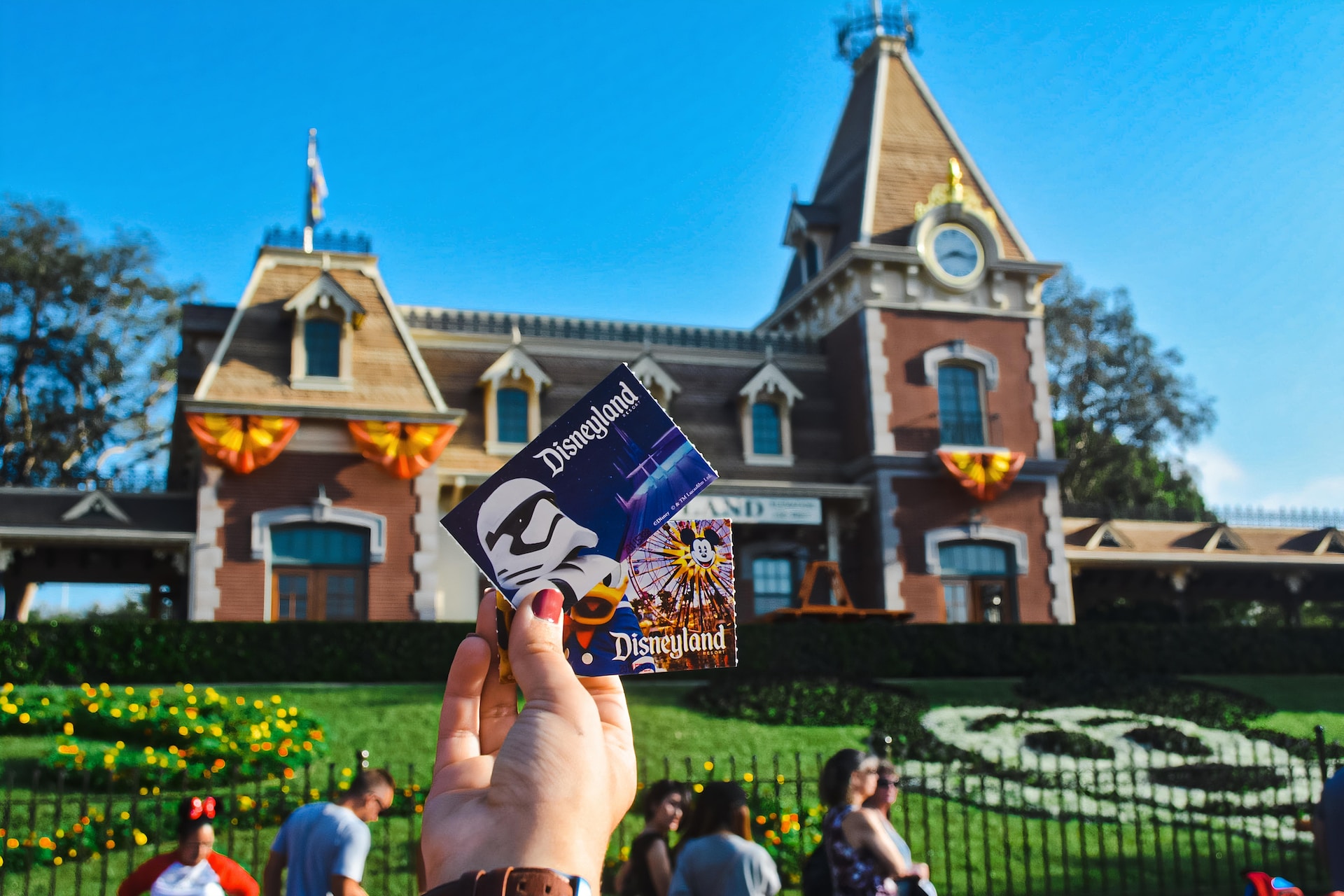How to Upgrade a Disneyland Ticket (All the Details!)